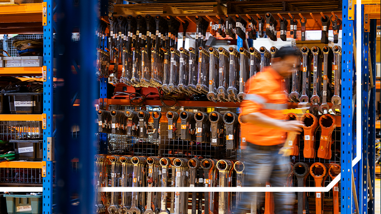 The Role of Specialised Expertise in Large Shutdowns, Turnarounds and ...